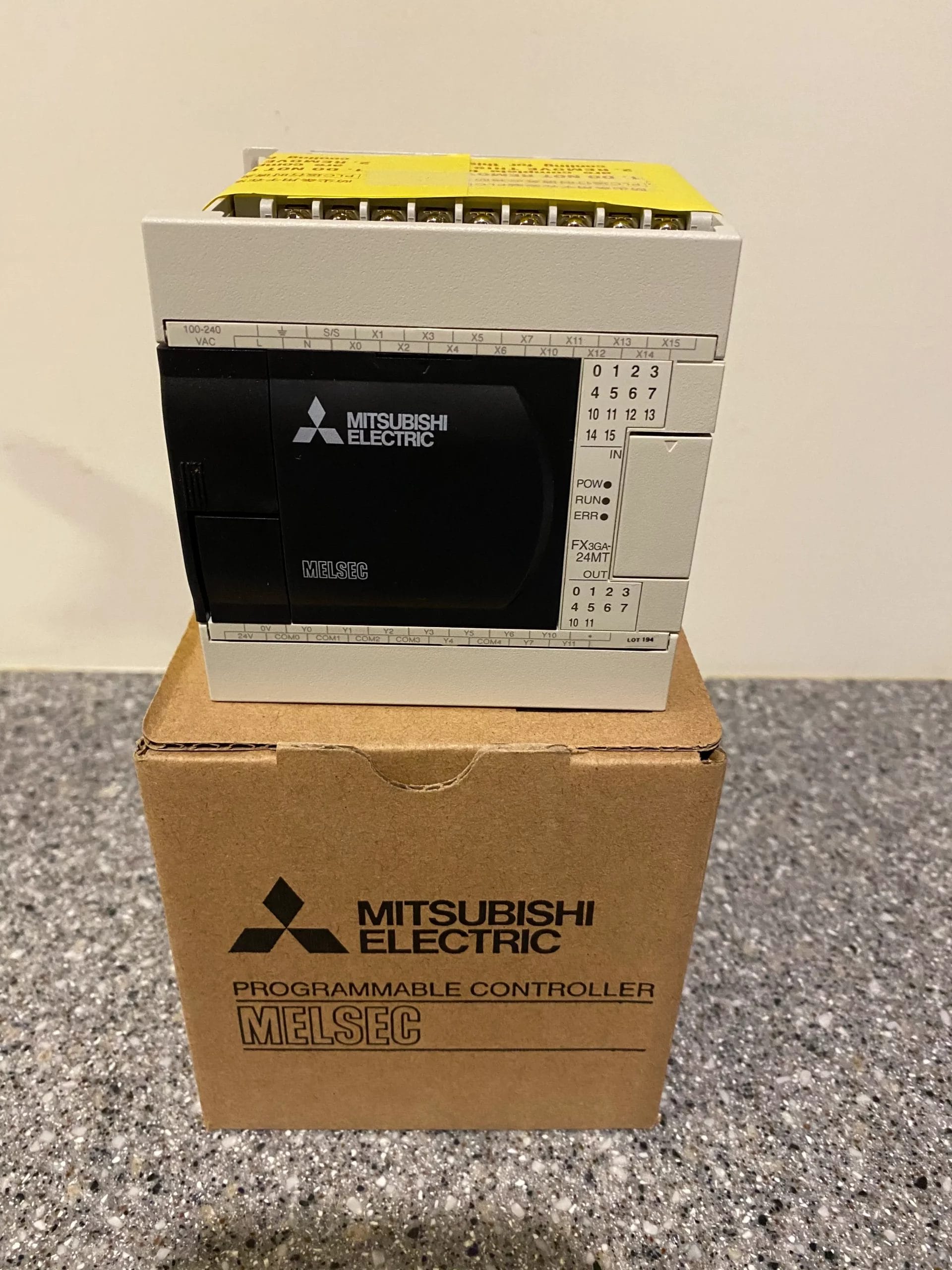 國際牌PANASONIC PLC控制器 - 工業自動化解決方案|人機介面|變頻器|驅動器|PLC控制器|伺服馬達|鑫弘展